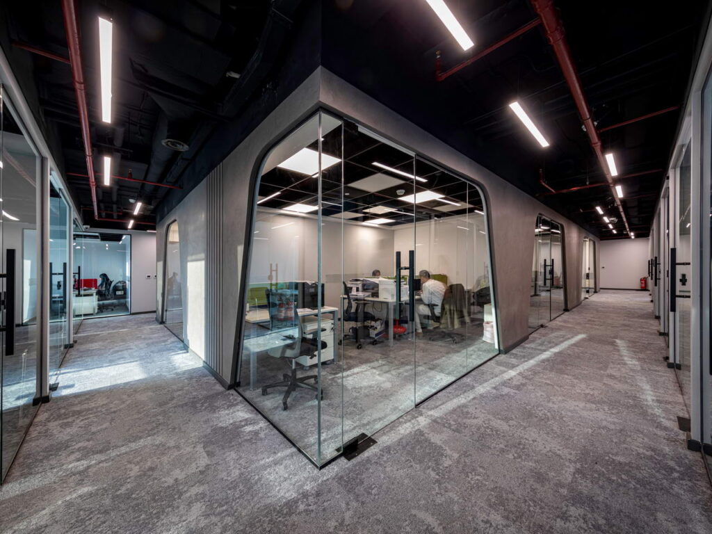 PORTFOLIO – LEEDS FIT-OUT